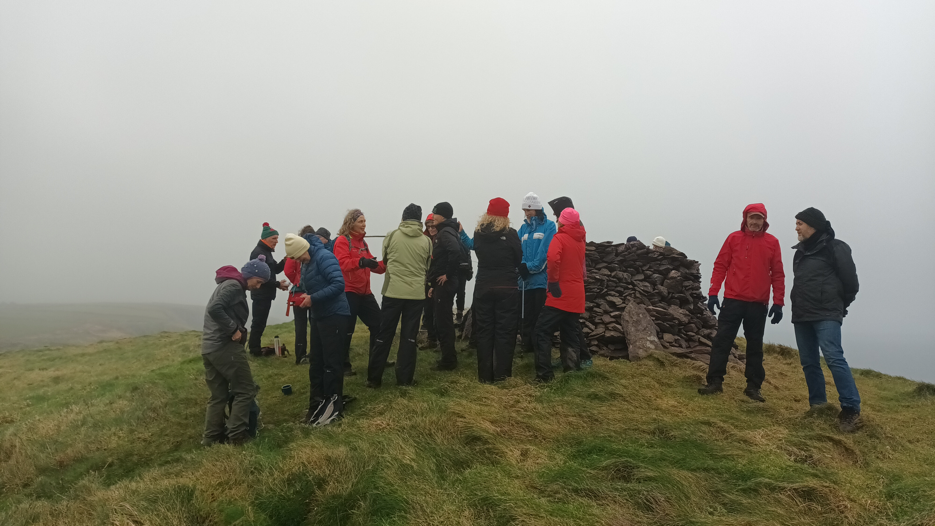 Imleagh an Daingin - Ceann na Binne (Binn Bán/Dún Síon Head) and ...